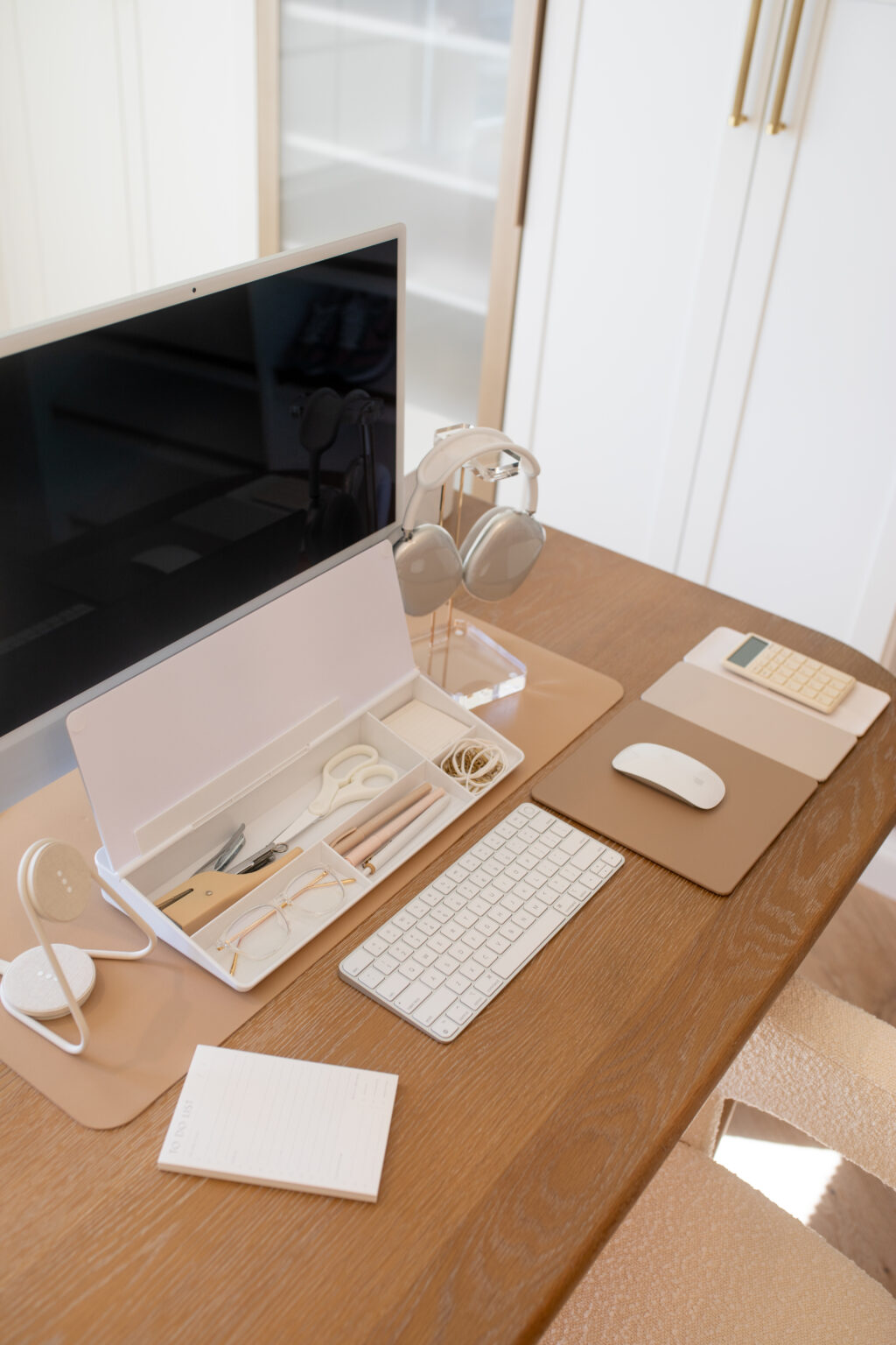 Amazon Office Finds You Need - Teresa Caruso